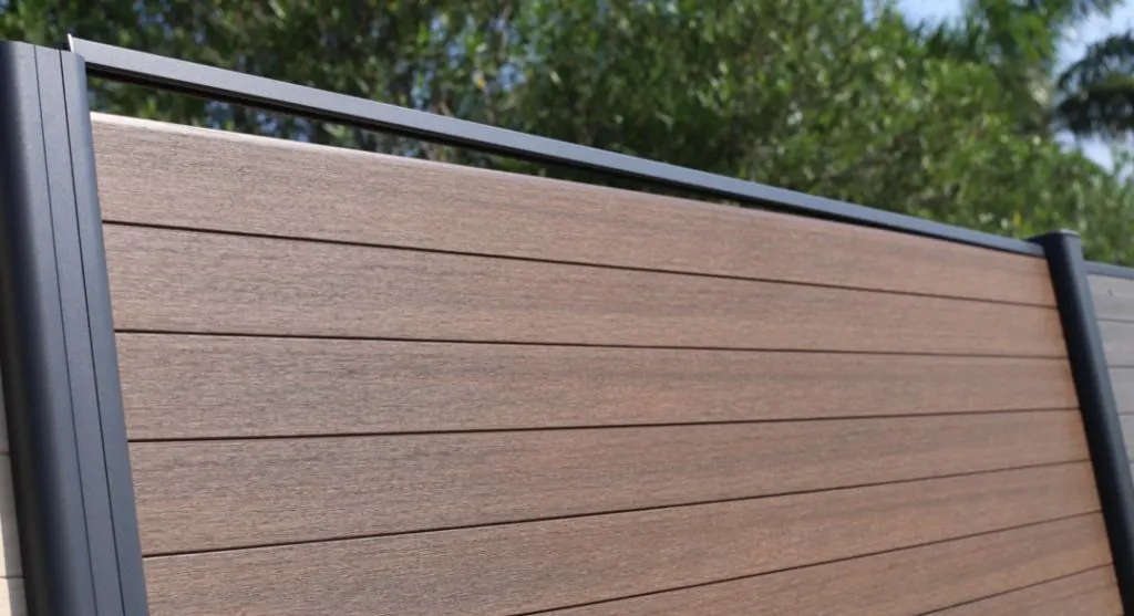 Aluminiowe listwy startowe do Ultrashield® UH28 - Kompozyt i Drewno